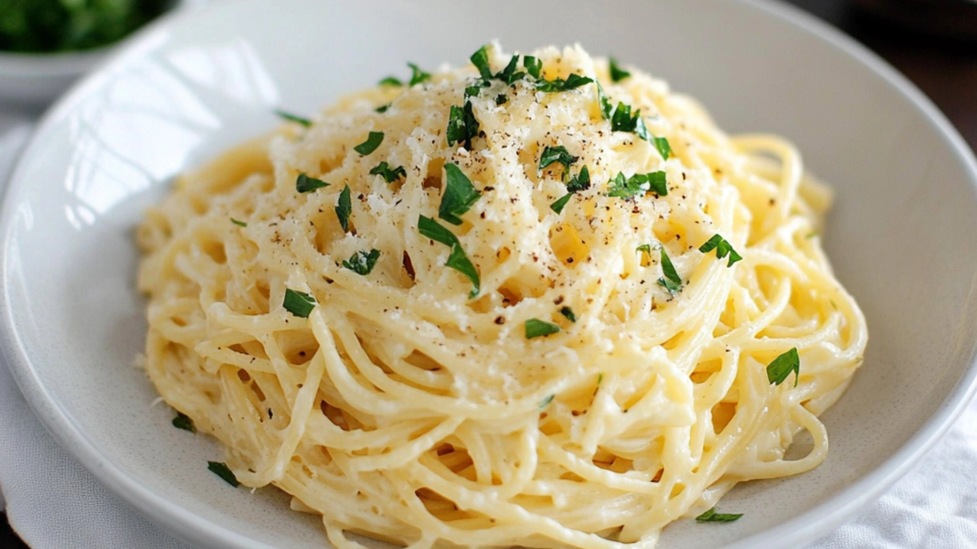 Delicious 10-Minute Cream Cheese Spaghetti Recipe to Love - bellieskitchen